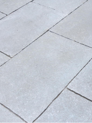 GREY LIMESTONE HAND DRESSED PAVING SLABS 22MM 90x60CM FULL PACK - 17.2 ...