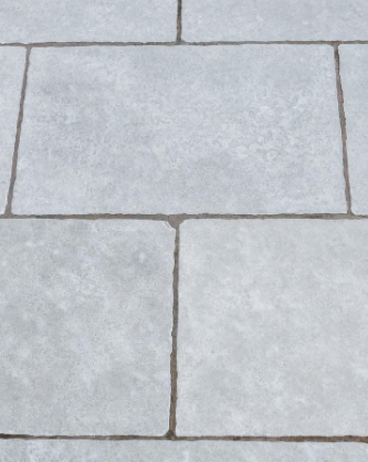 GREY LIMESTONE HAND DRESSED PAVING SLABS 22MM FULL CRATE MIXED SIZE PA ...